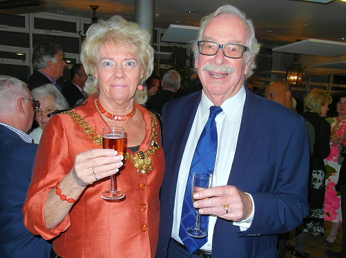 The Front Page. - Copy 205(Official Opening Hythe Seafood Restaurant ...