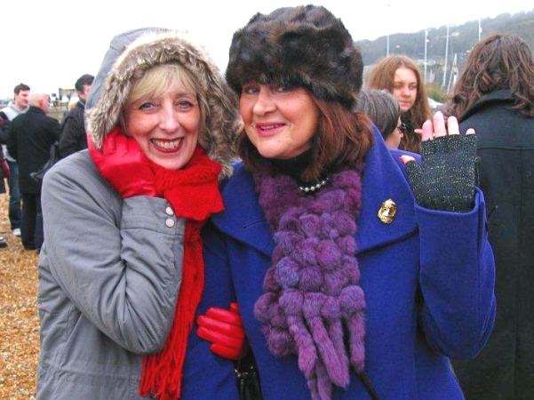 The Front Page. - Copy 223 ( Boxing Day Dip Special ) - The Doverforum ...